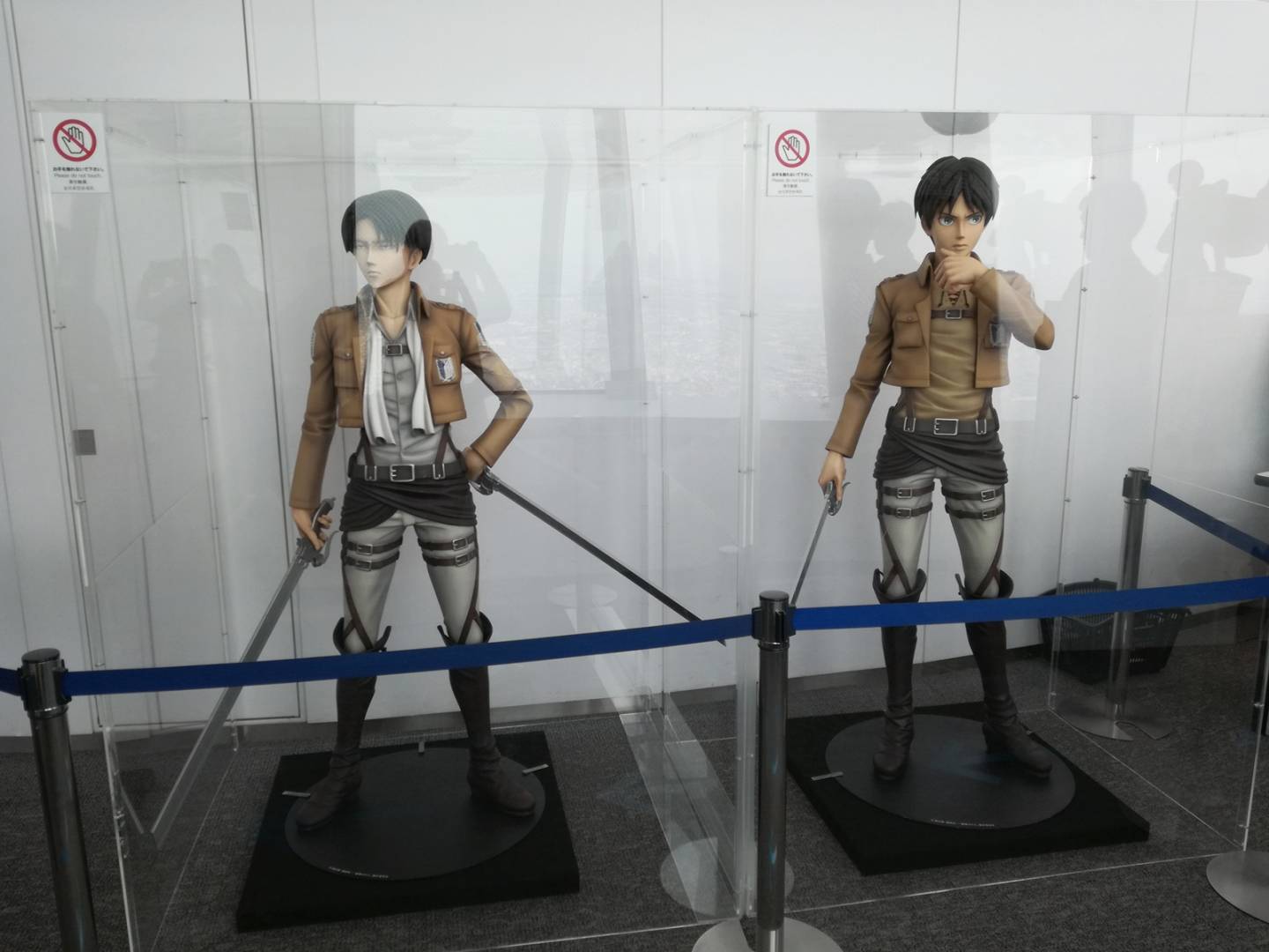 Anime "Attack on Titan": Ausstellung im Skytree zum Beginn der zweiten ...